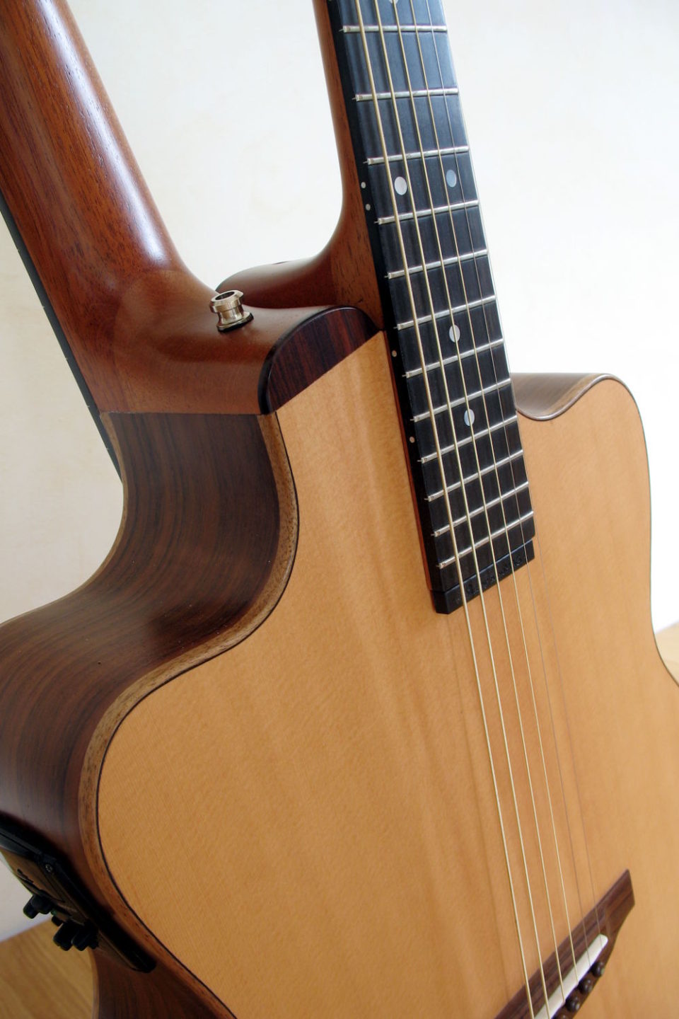 Reversible Double Neck Guitar with 2 Top Steel Nylon Strings