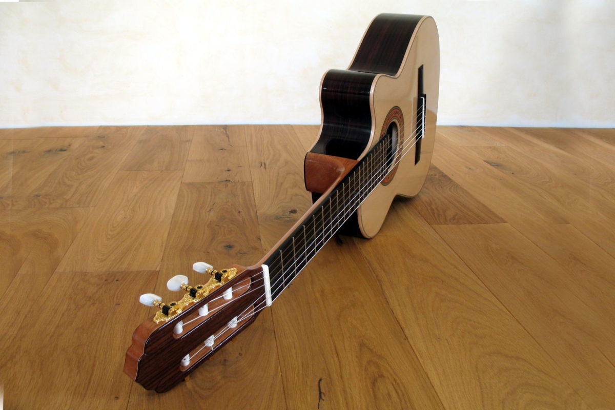 Small Classical Guitar for Small Hands and Small Players, Cutaway ...