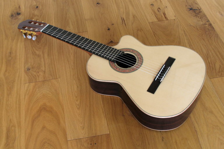 Small Classical Guitar for Small Hands and Small Players, Cutaway ...
